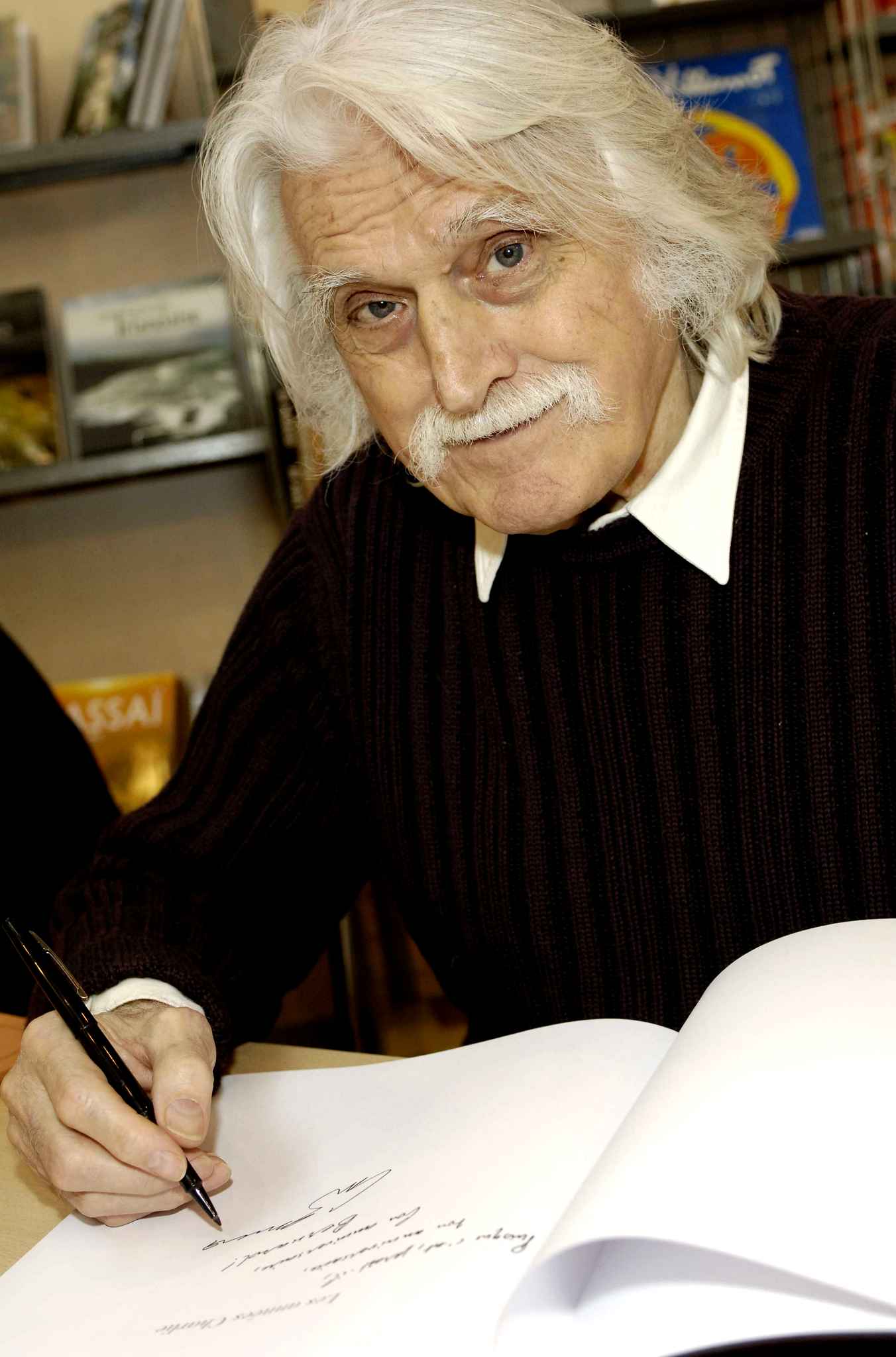 6 Interesting Facts That You Must Know About ‘Charlie Hebdo’ – BMS ...